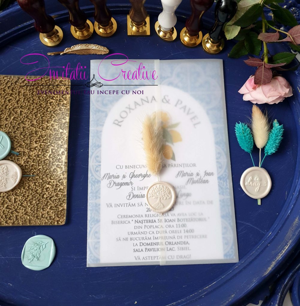 Invitatie de Nunta Eleganta Greceasca cu Lamai si Fundal Albastru